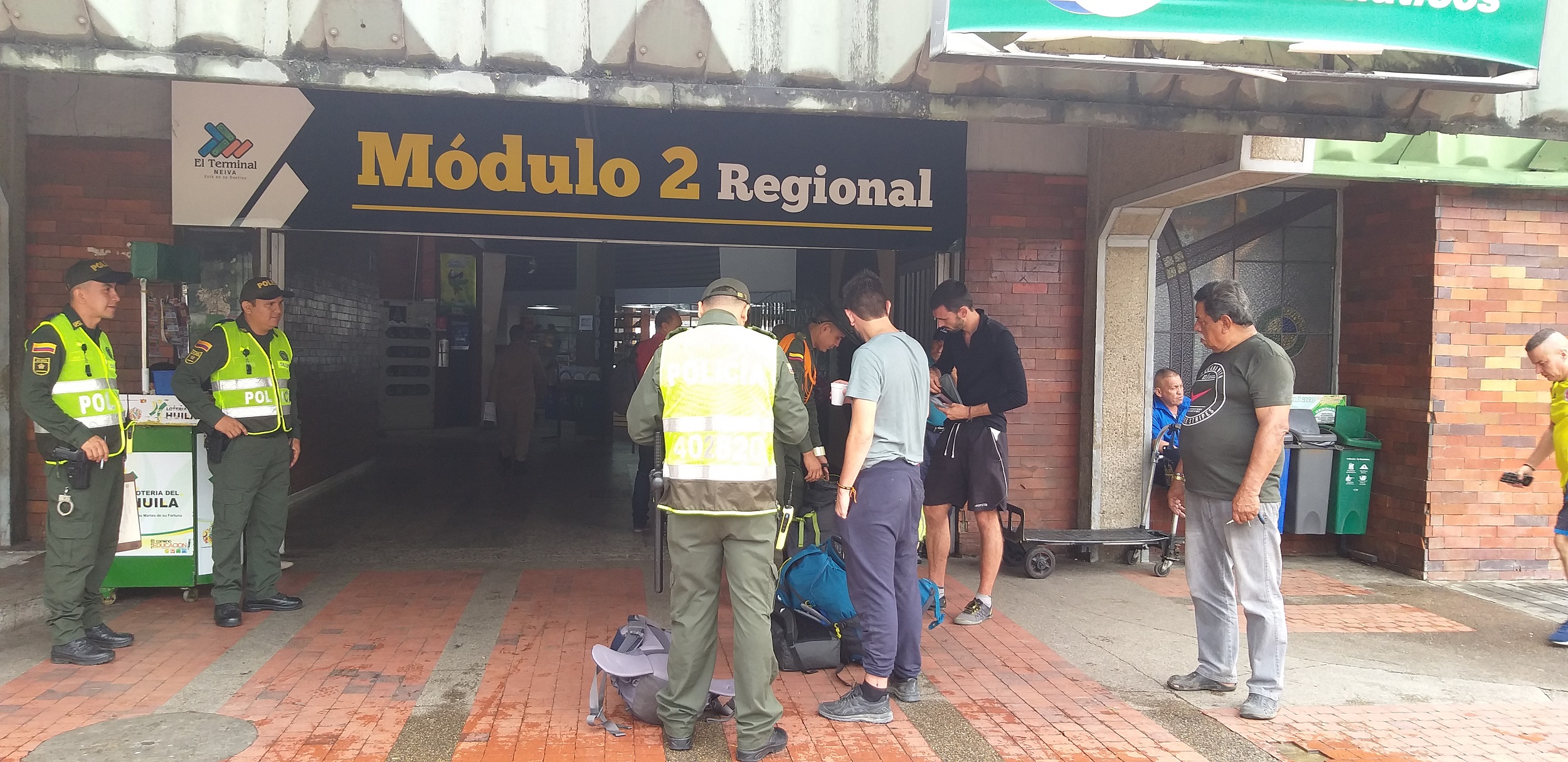 Continúan operativos en el Terminal de Transportes de Neiva
